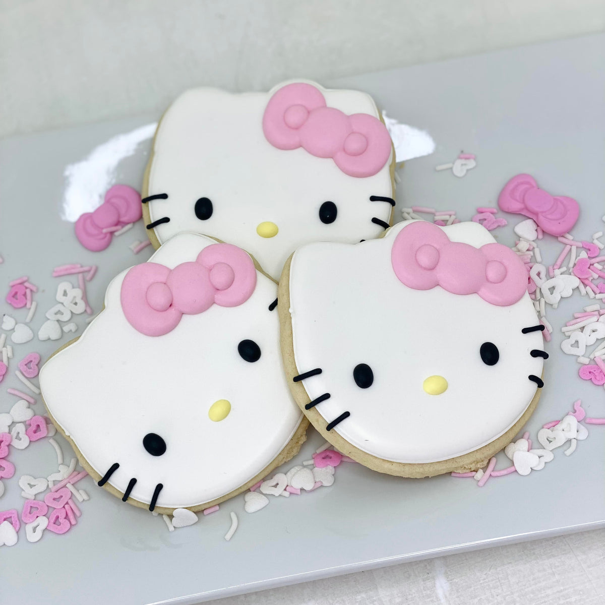 Hello Kitty Royal Iced Cookies – sweet escape cake company